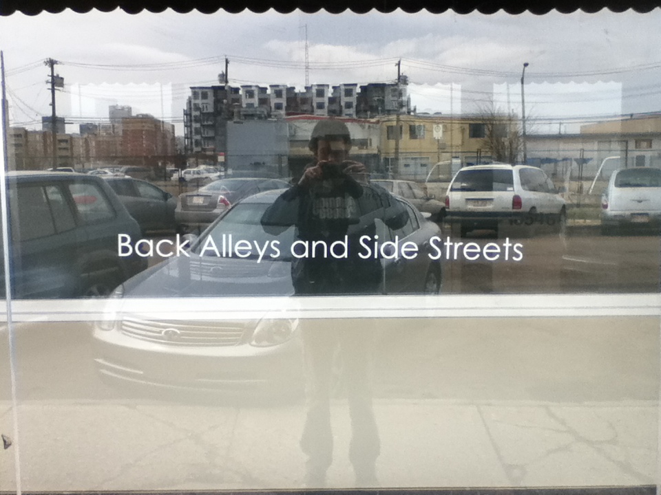 Russell Bingham: Back Alleys and Side Streets – Common Sense